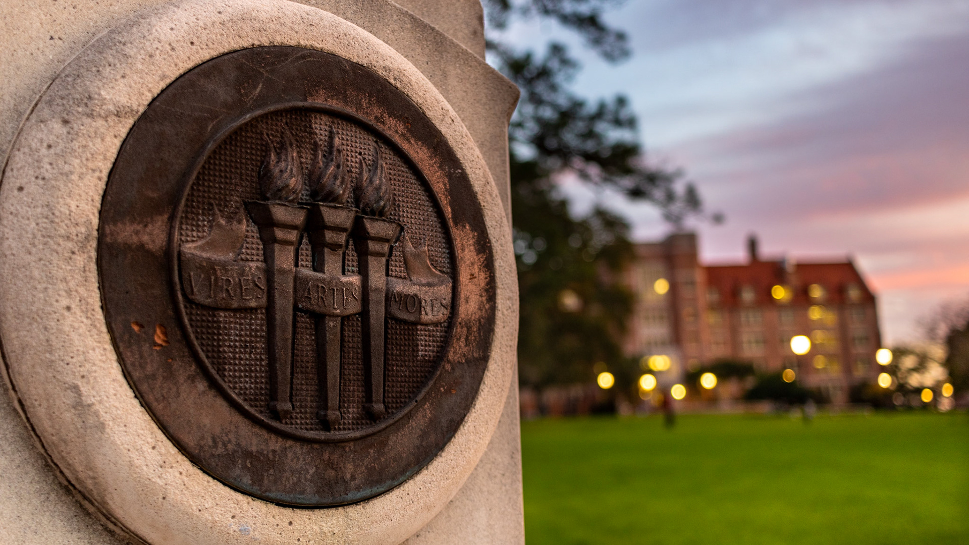 Our Story – Garnet & Gold Key